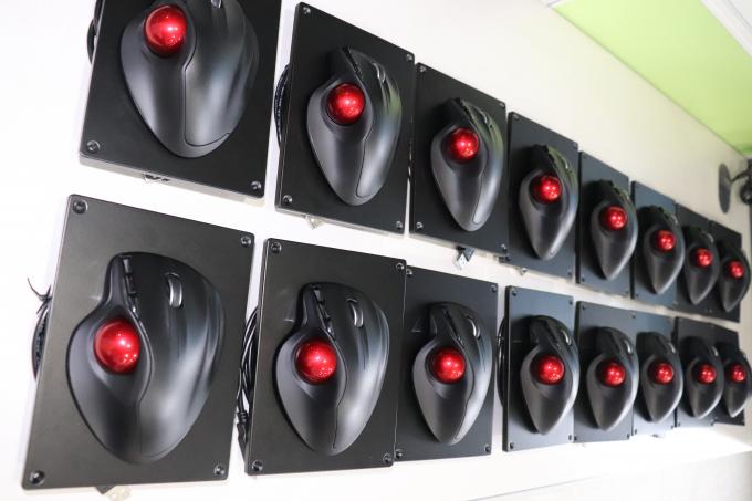 Resin Trackball With Black Metal Mounted Panel , Industrial Computer Mouse